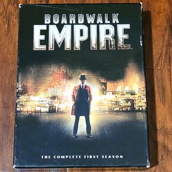 HBO | Media | Boardwalk Empire Complete First Season Box Set On Dvd ...